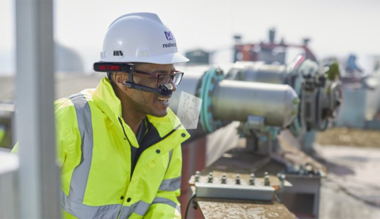 RealWear Navigator Z1 - Mixed Reality for ATEX Zones